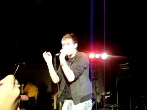 Fastest Skinny White Boy Rapper Ever - YouTube