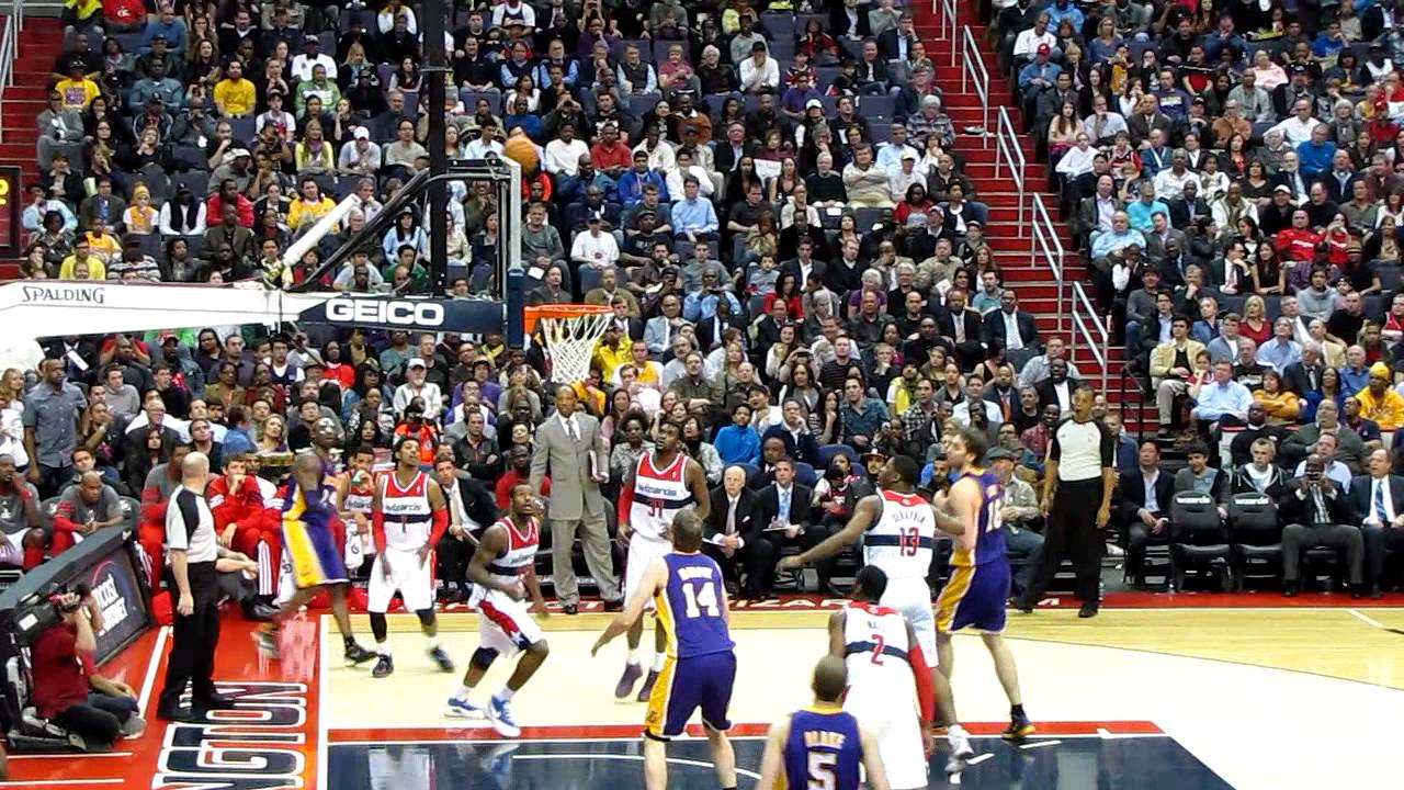 Kobe Bryant amazing fade away jumper - YouTube