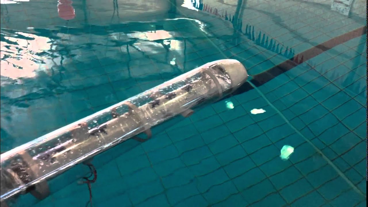Autonomous Underwater Vehicle testing the propulsion system - YouTube