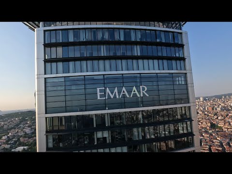 EMAAR SQUARE MALL