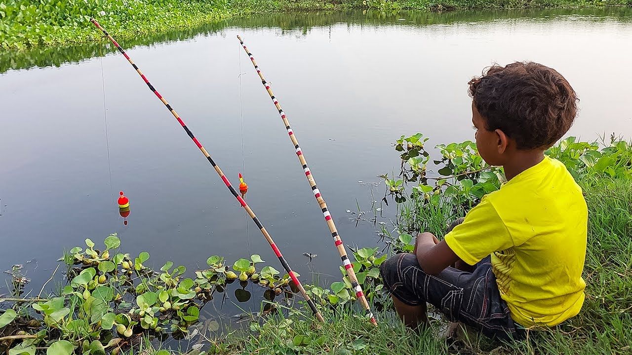 Amazing Fishing Video | Incredible Hook Fishing by Village Little Boy ...
