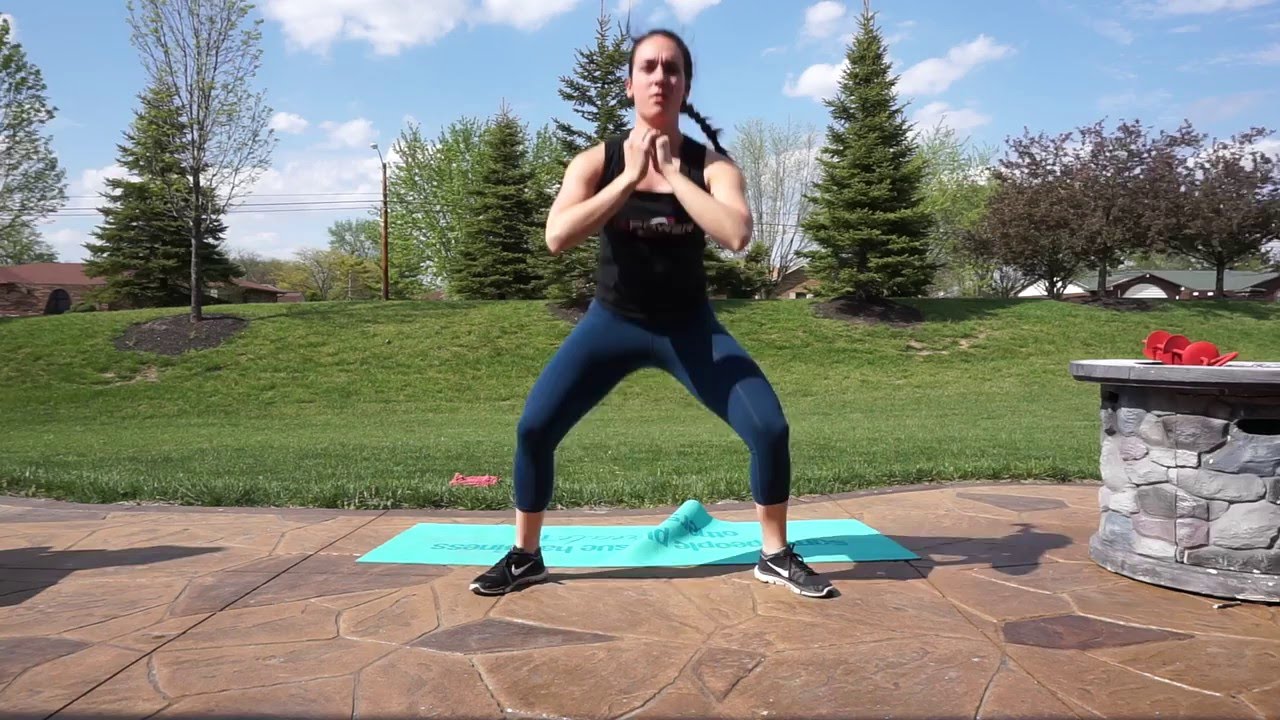 Wide to Narrow Jump Squats - YouTube