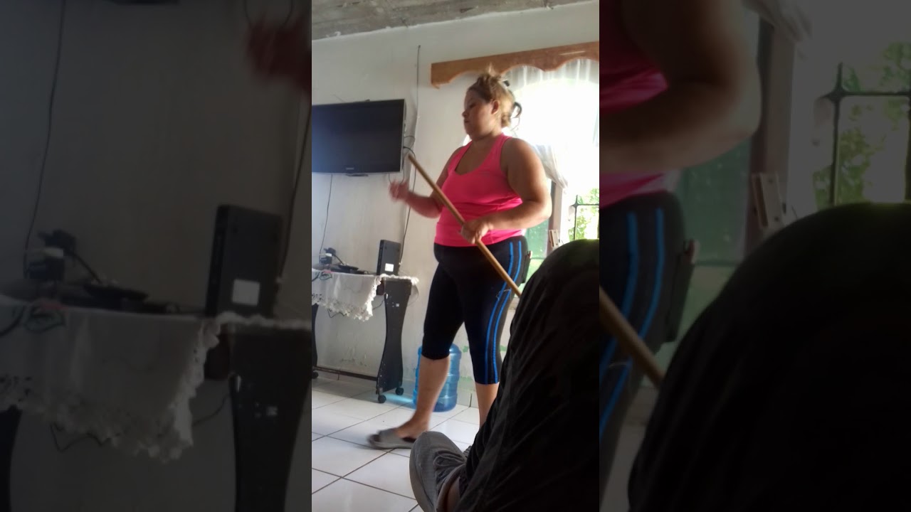 La mejor trapeando con su hija i abielo - YouTube