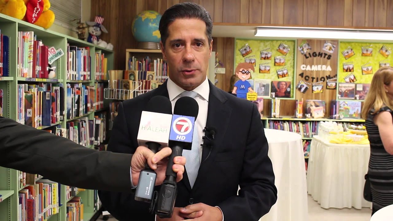 International Walk to School Day at Meadowlane Elementary - YouTube