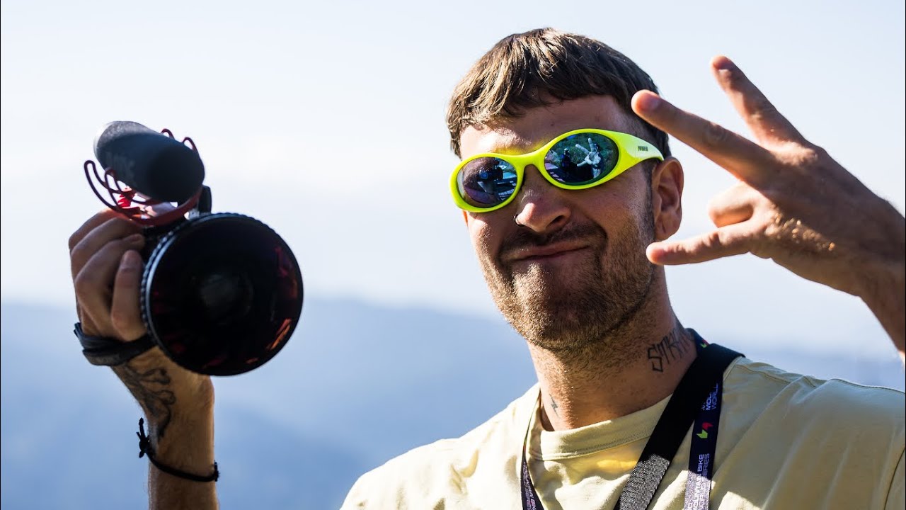 LIL MOINE invades Les Gets DH World Cup - YouTube