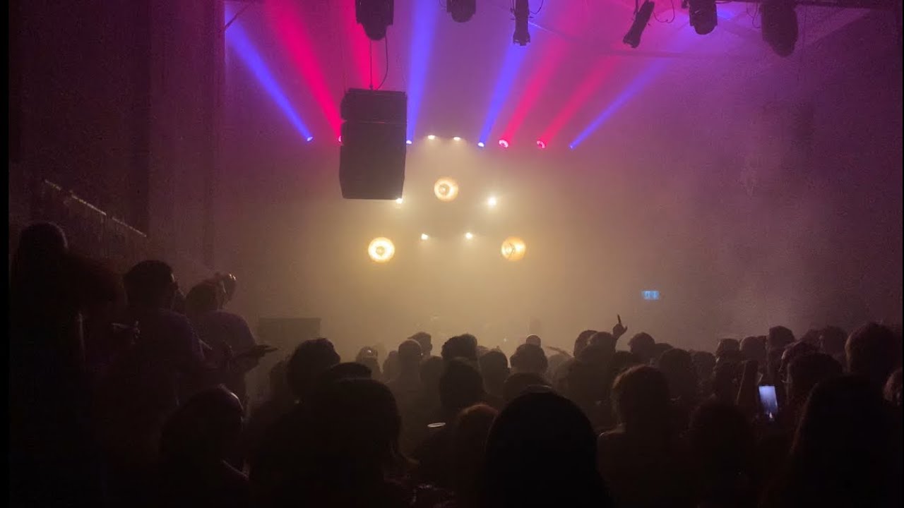 LiamG - CREDIT CARD (Official Visualiser) - YouTube
