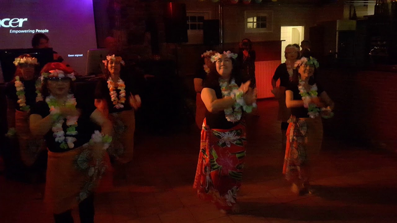 Sara Feest van Mona Hadju - 07 September 2019 - YouTube