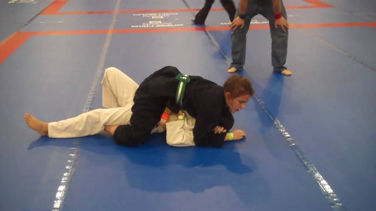 Colleen Merullo / Bushido MMA Ports Va. / Ribeiro Jiu-Jitsu - YouTube