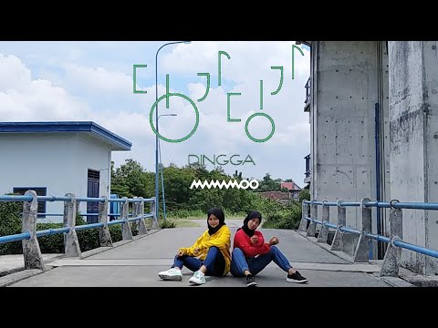 MAMAMOO (마마무) - '딩가딩가 (Dingga)' | Hijab Dance Cover by Fitri and Fifah