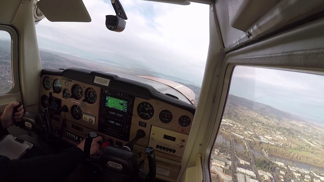 Cessna 152 Cross Country: McNary Field to Corvallis Municipal - YouTube