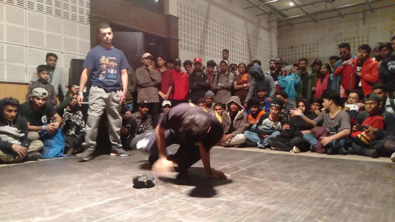 Bboy Jin vs bboy Rico | surprise jam top 16 bboy battle 🤟 | breaking ...