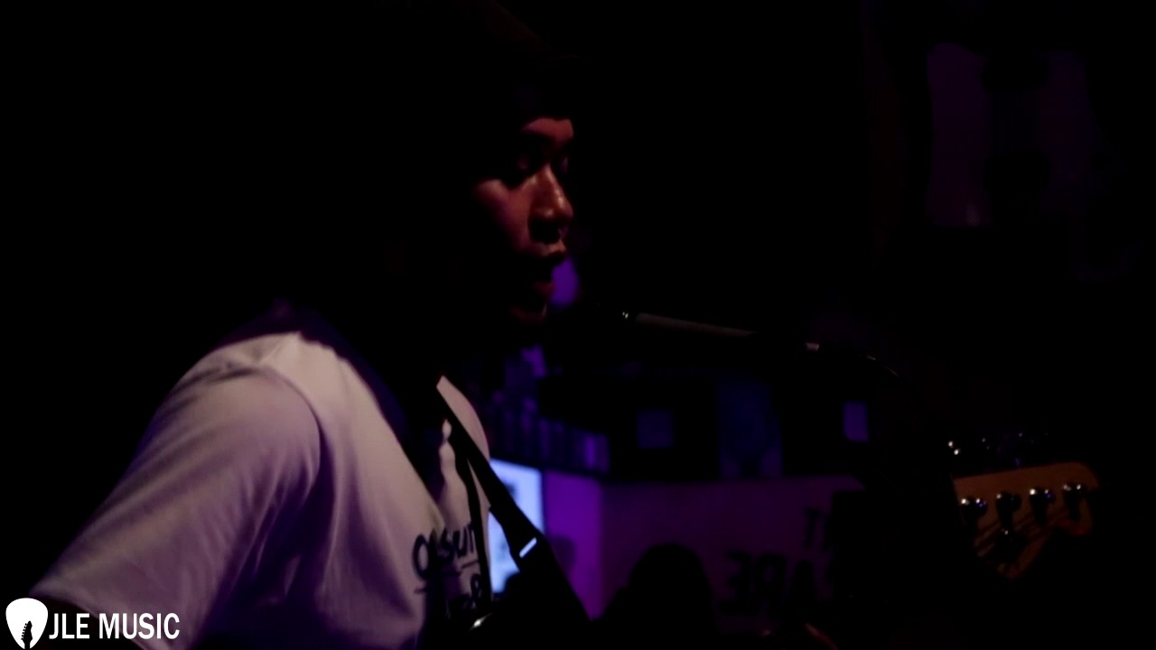 Two Hit Combo at Route 196 - YouTube