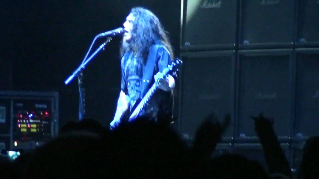 Megadeth/Slayer Moscow 13.03.2011 "Angel of Death" - YouTube