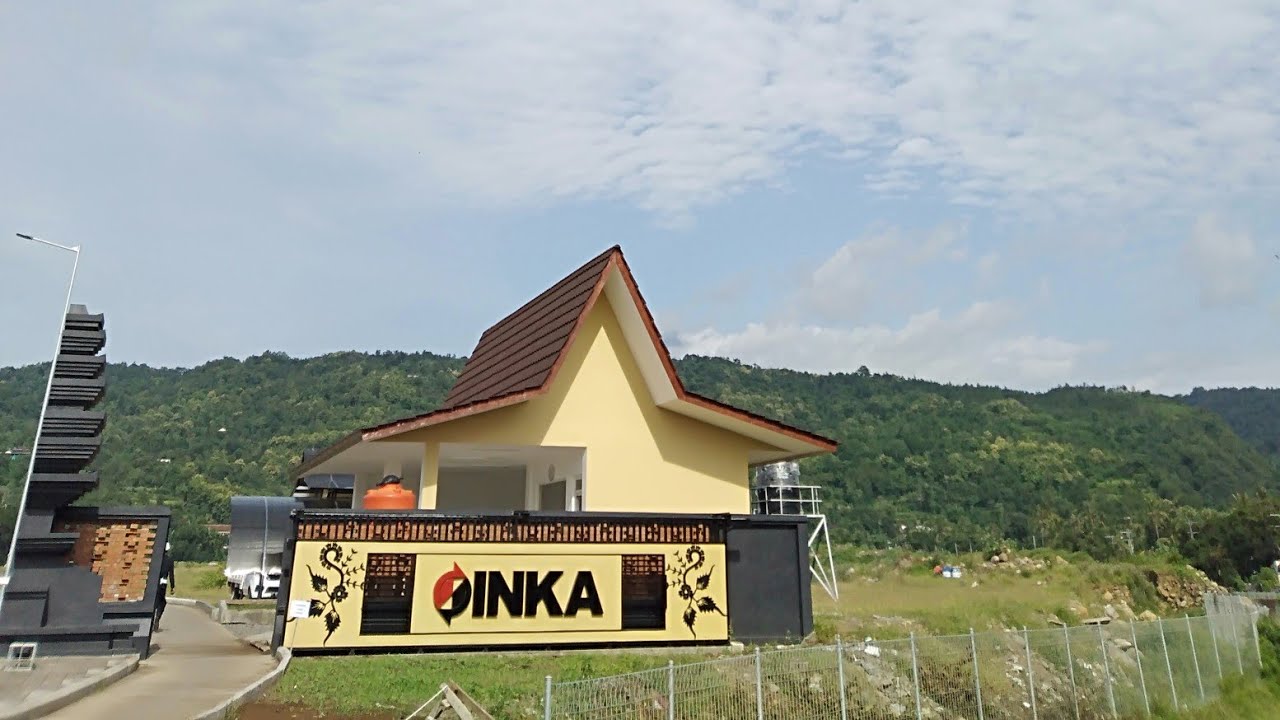 Pabrik kereta api (PT INKA) di Banyuwangi | Vlog Astrea Grand - YouTube