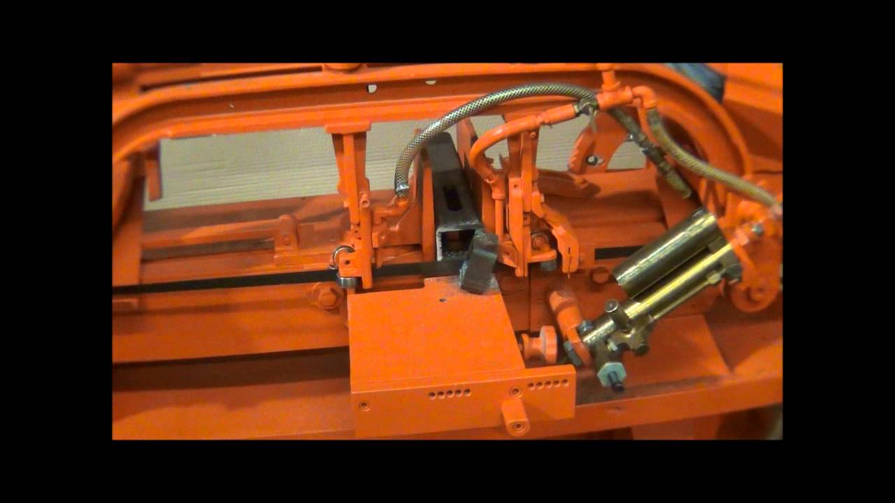 WELLS 8M HORIZONTAL CUT-OFF BAND SAW - YouTube
