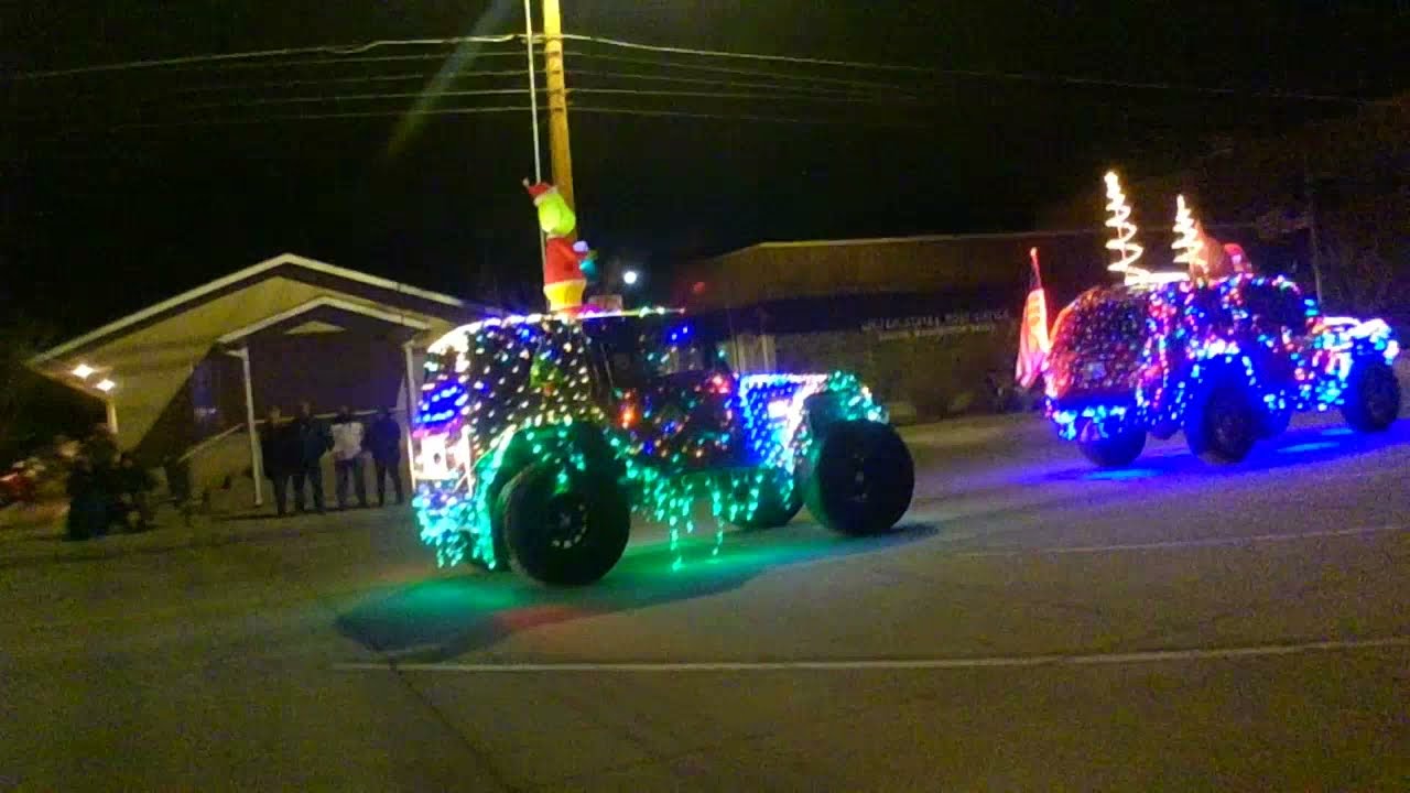 Amazing Rolling Christmas Light Show! - YouTube