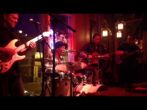 Stan Kipper - YouTube