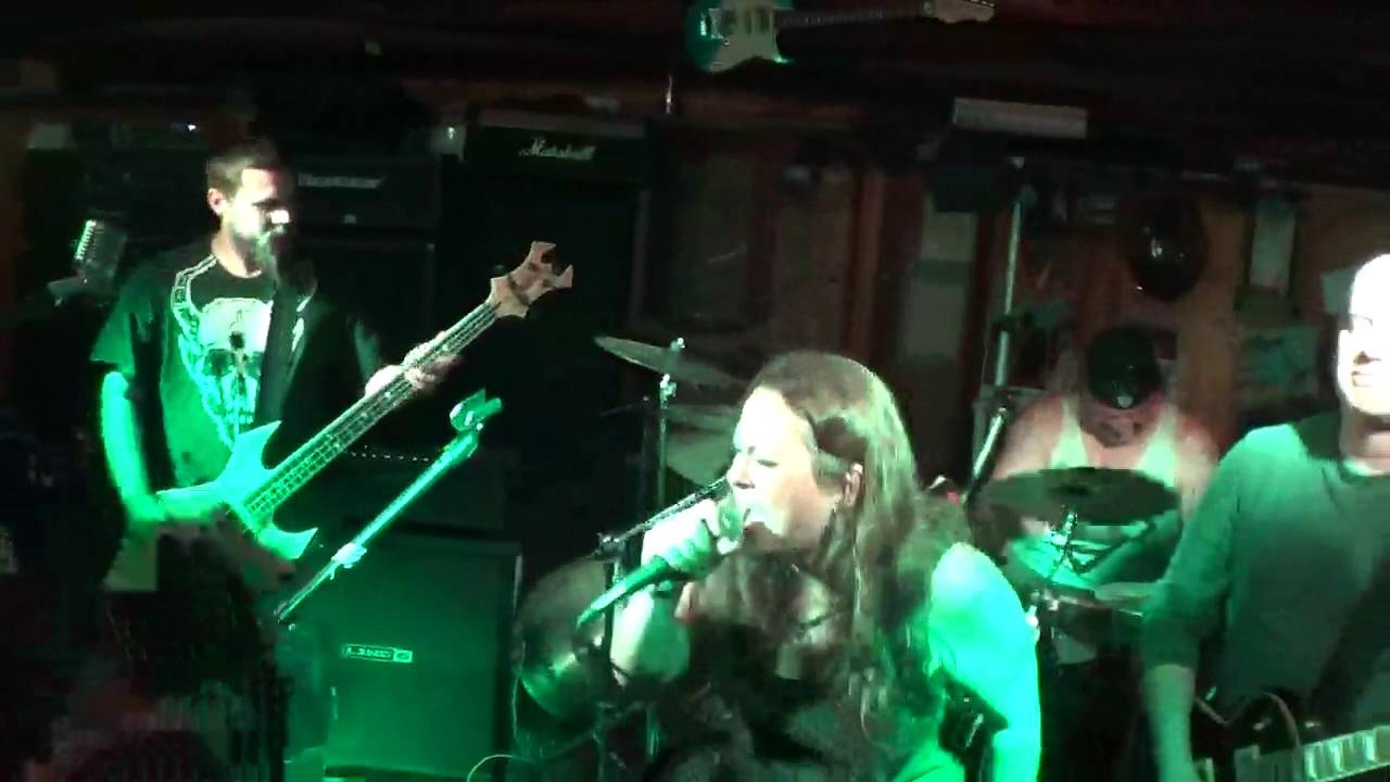 Go Axe Alice's Cover of What's Up by 4 Non Blondes - YouTube