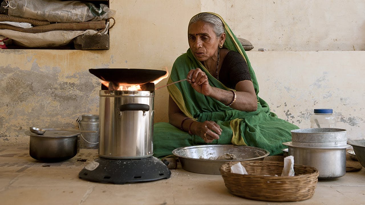 Product Feature - Clean Cooking Revolution Solar Stove from Sustainable ...
