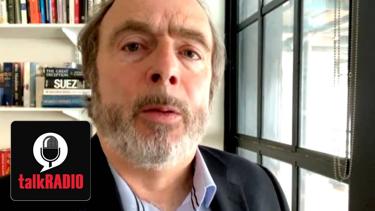 Peter Hitchens lambasts ‘moral pressure’ of face masks in school - YouTube