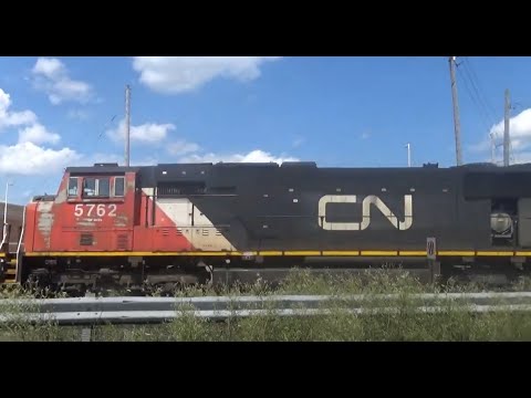 CN 5762 & CN 8828 Leading A Westbound Stack Battle Creek Michigan 7/24/25 - YouTube