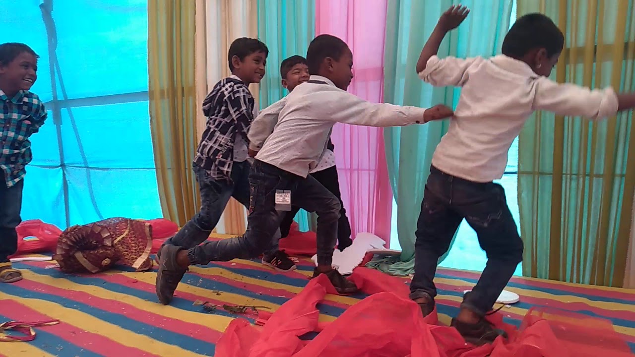 Danger fighting - YouTube