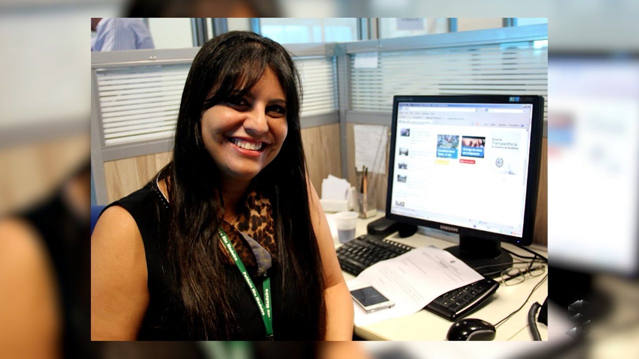 SIC News: Ana Lúcia Pacini assume a SEDUC - YouTube