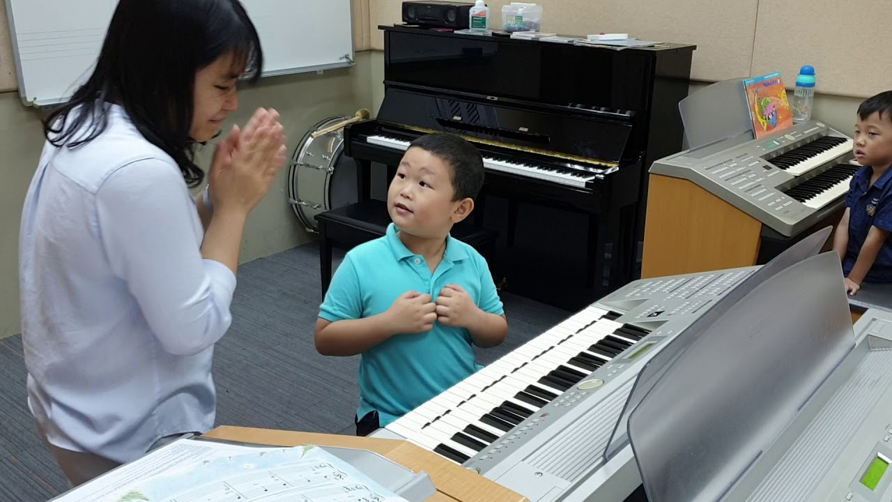 Mark piano concert primary 2 part 2 - YouTube