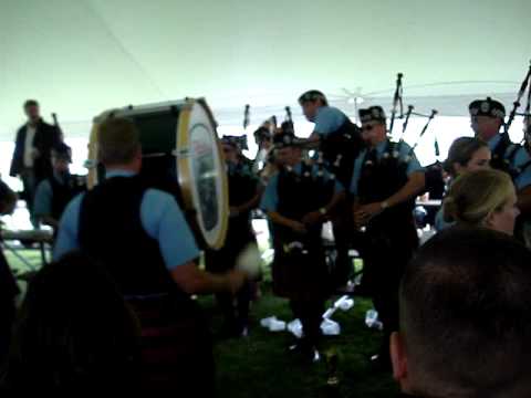 Peel Regional Police Pipe Band Cambridge Beer Tent 2009 - YouTube