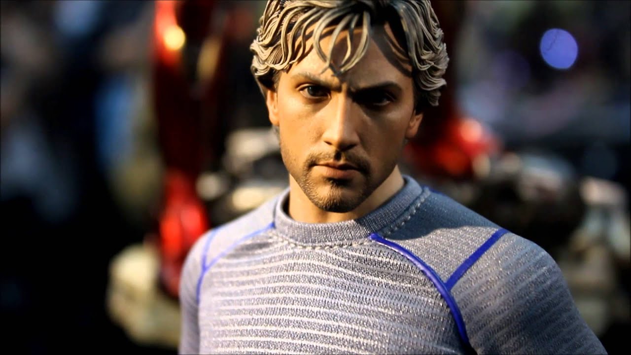 First Look ! Hot Toys-Avengers AOU: 1/6 QuickSilver [HD] - YouTube
