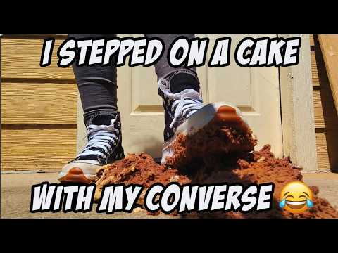 ASMR Cake Crushing with Converse Chuck Taylor High Tops#ASMR #Crushing #Satisfying #Sneakers