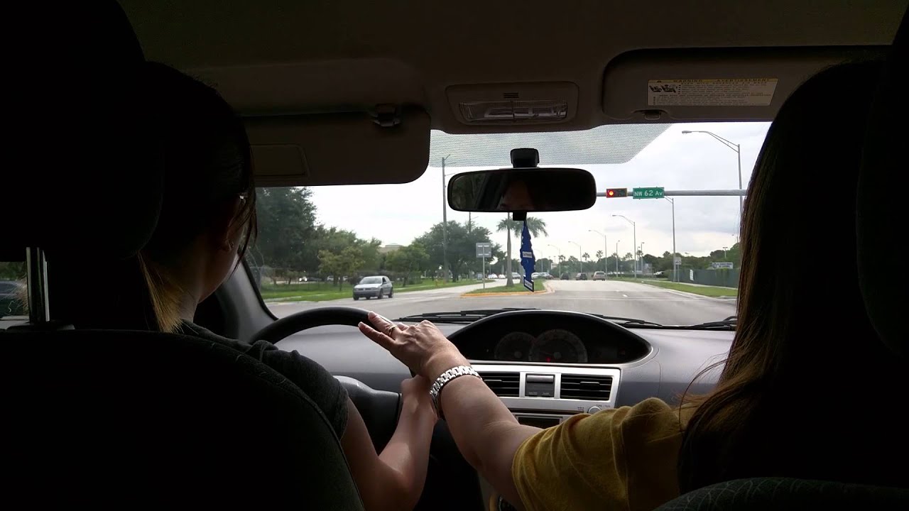 How to to a proper change of lanes for the first time - YouTube