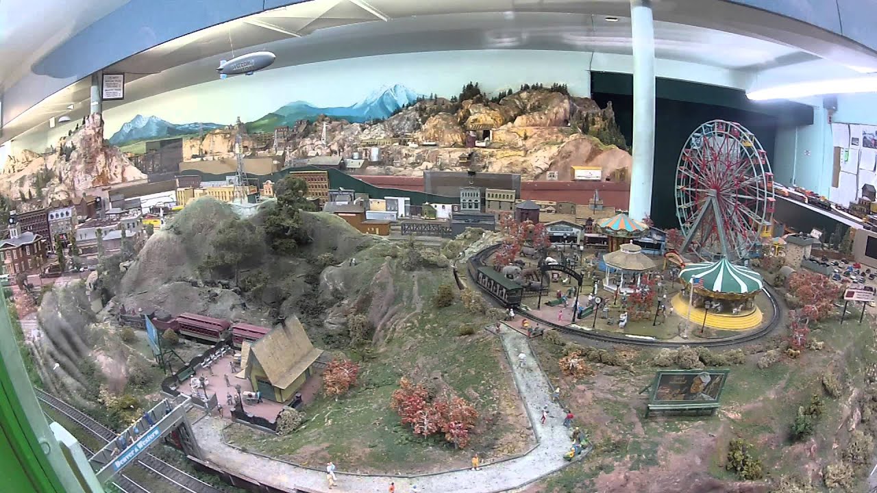 HO Train Ferris Wheel at Colorado Railroad Museum - YouTube