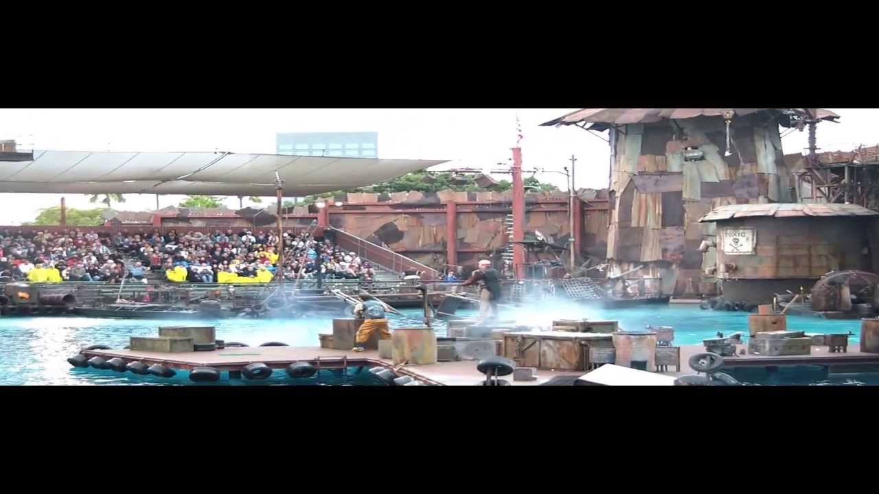 Waterworld Show Universal Studios Hollywood - YouTube