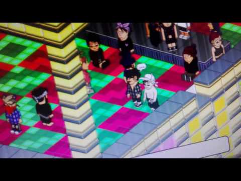 Dançando musica olha o pente pente pente. essa musica serve para as pessoas que nao penteam cabelo.