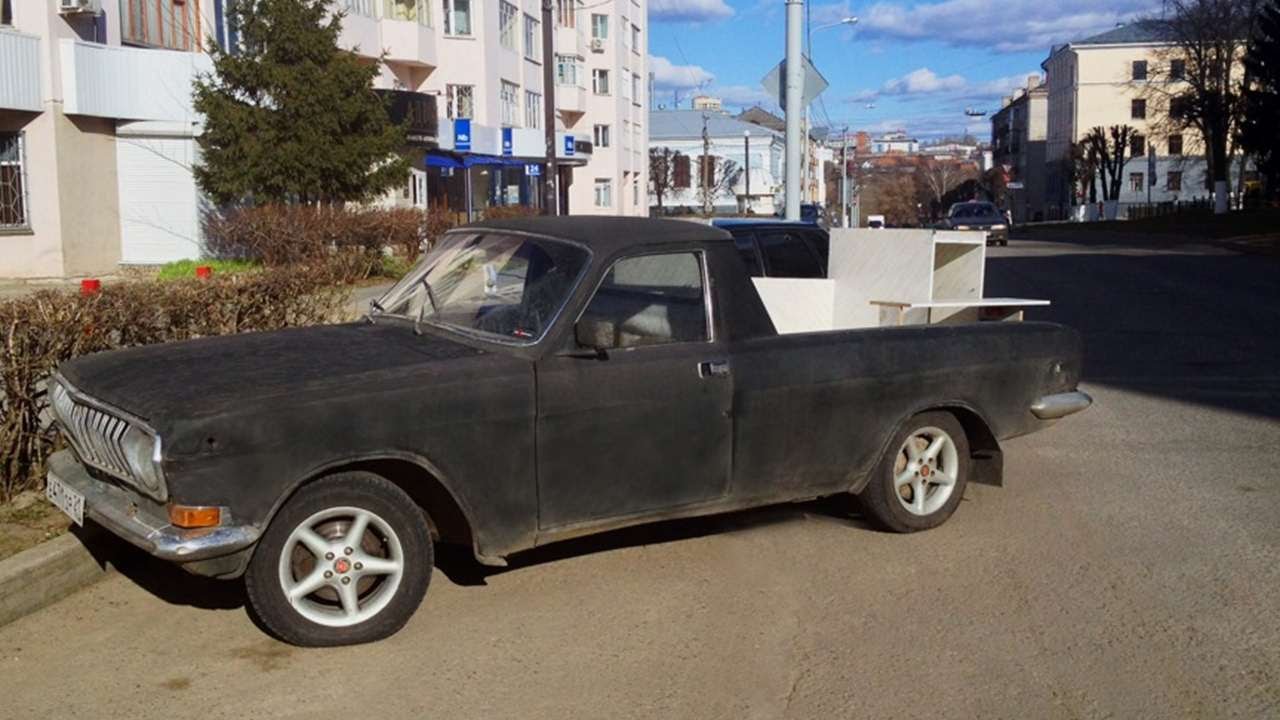 #1315. GAZ Volga Pickup [RUSSIAN CARS] - YouTube