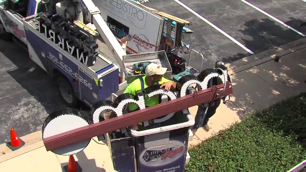 MCM Channel 21 Broadcasting in High Definition - YouTube