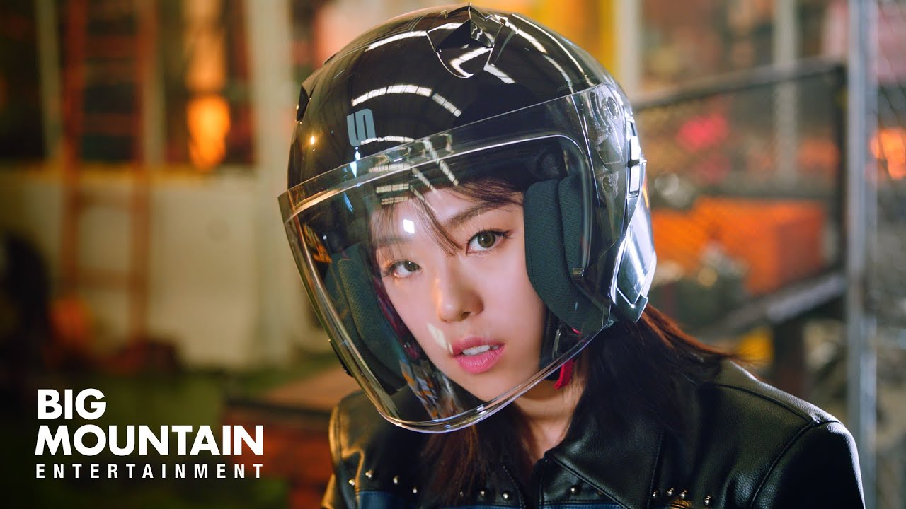 [Queenz Eye] 'Yummy Yummy' M/V Teaser_WONCHAE - YouTube