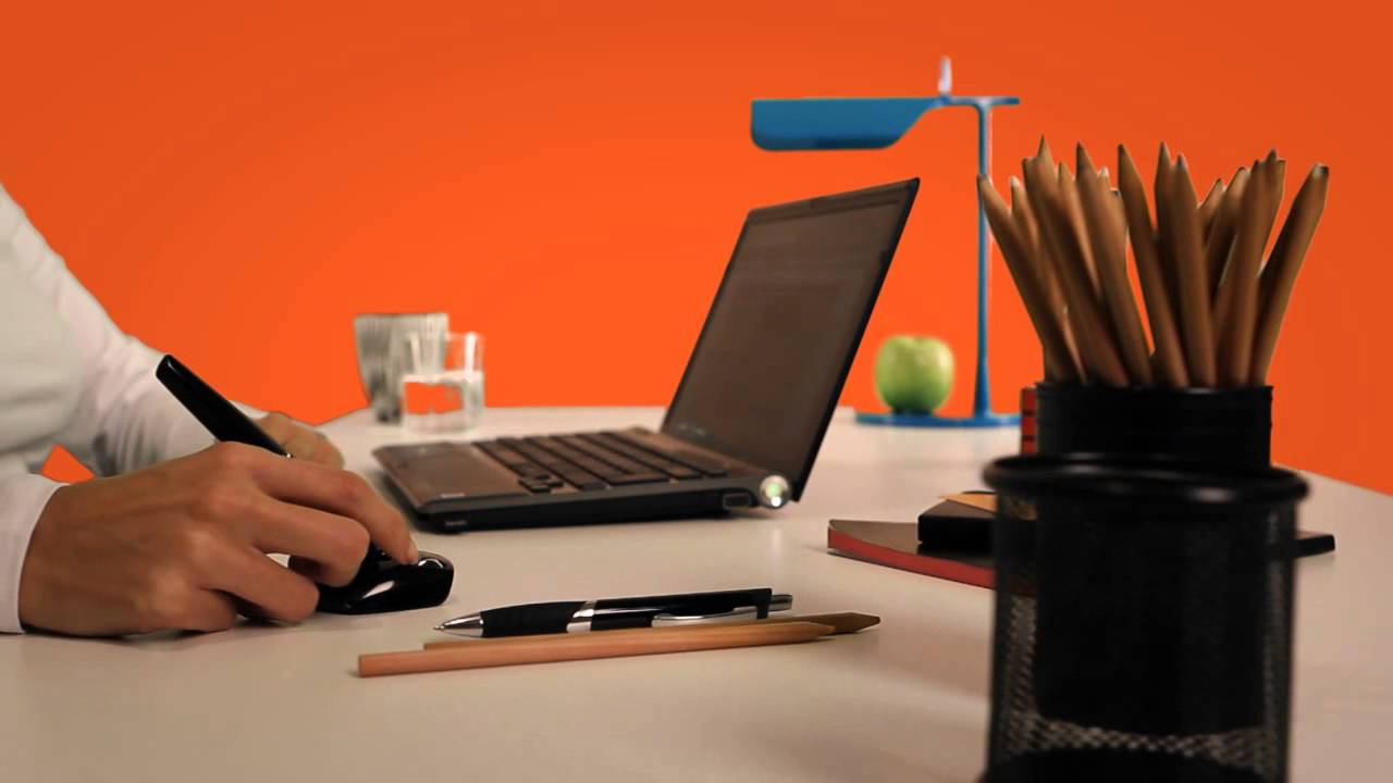 Short and sweet! The innovative computer mouse - YouTube