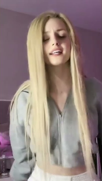 بنت روسية تغني عربي جمالها يذوب القلب شو رايكم يا بنات 🔞😍 ️😉 روسيا
