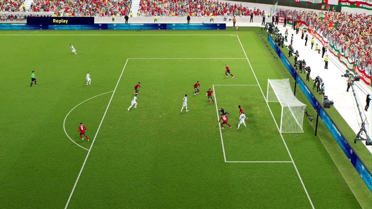 Messi mistake on Konami - YouTube