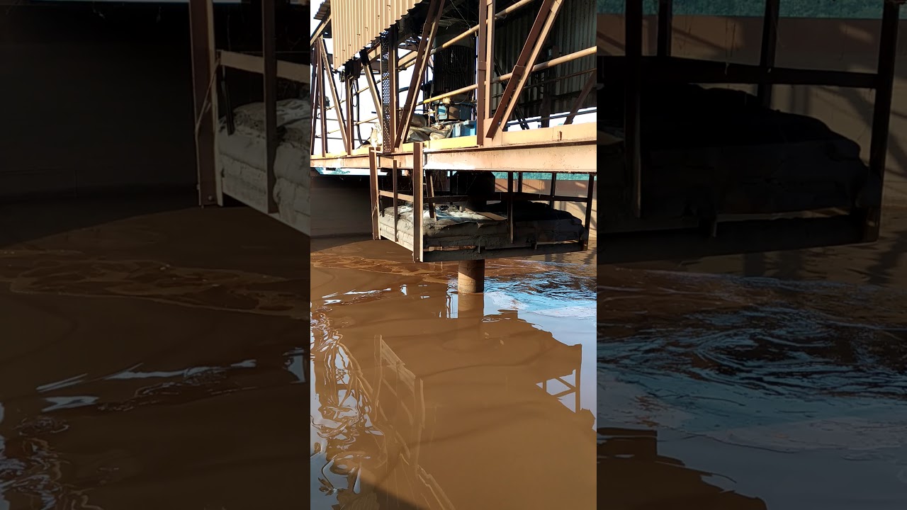 Agitator in iron ore slurry pumping station - YouTube