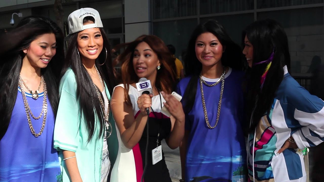 Jazmin Sisters Exclusive - YouTube