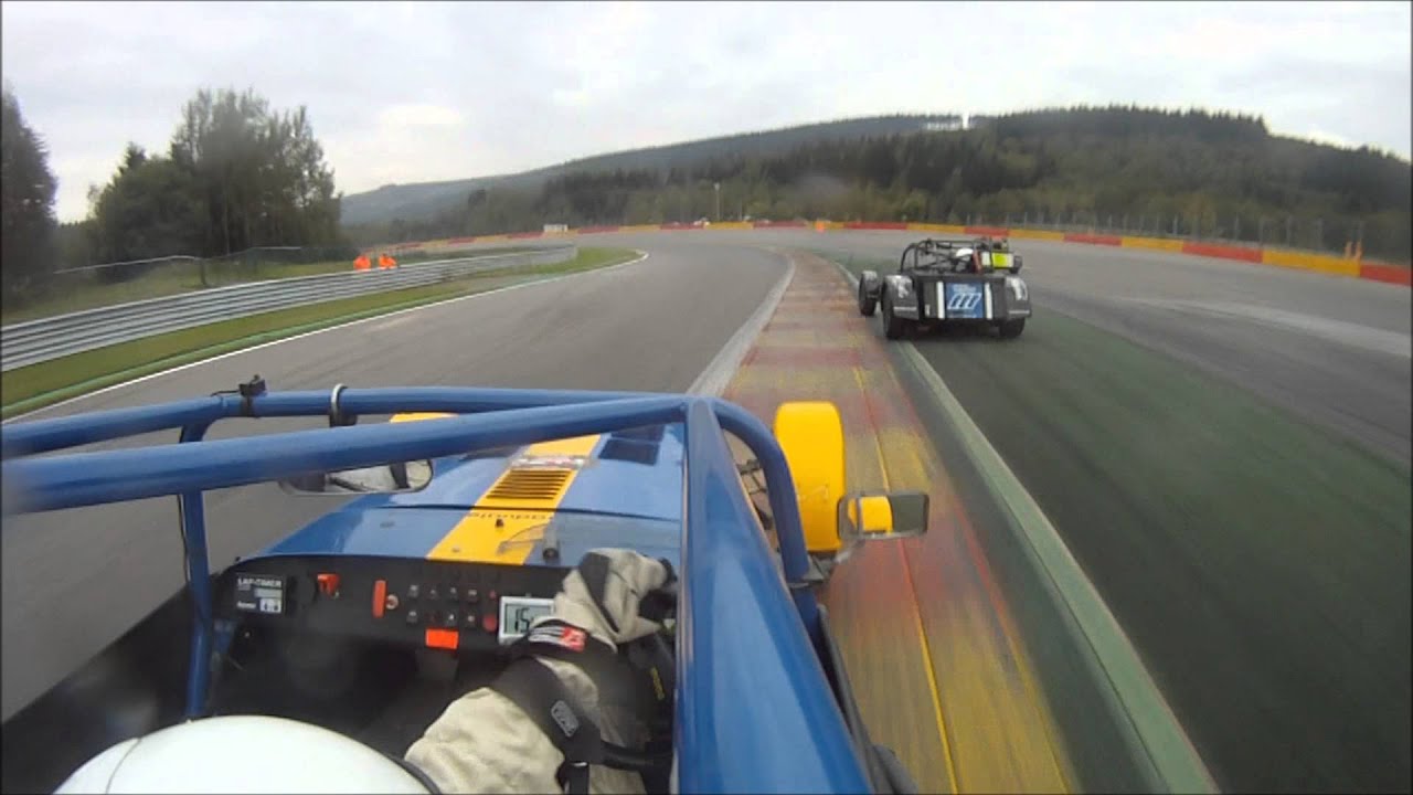 Spa 2013 - Race 1 Crash - YouTube