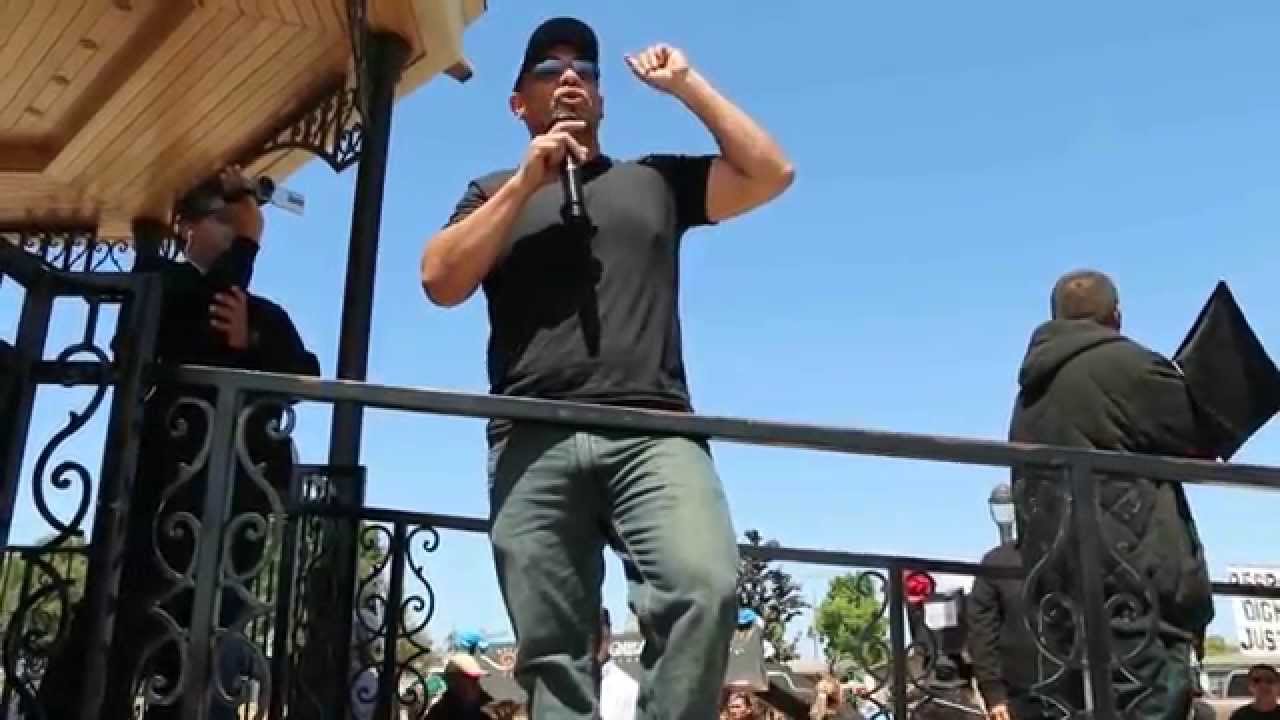 Profesor de UCSC Hector Perla Habla en Salinas (En Español) - YouTube