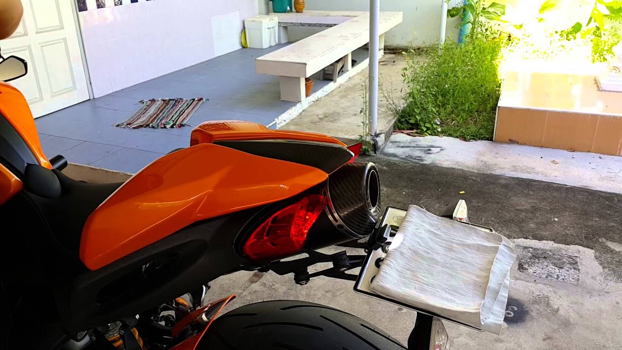 Benelli TnT 899 with Devil Evolution exhaust - YouTube