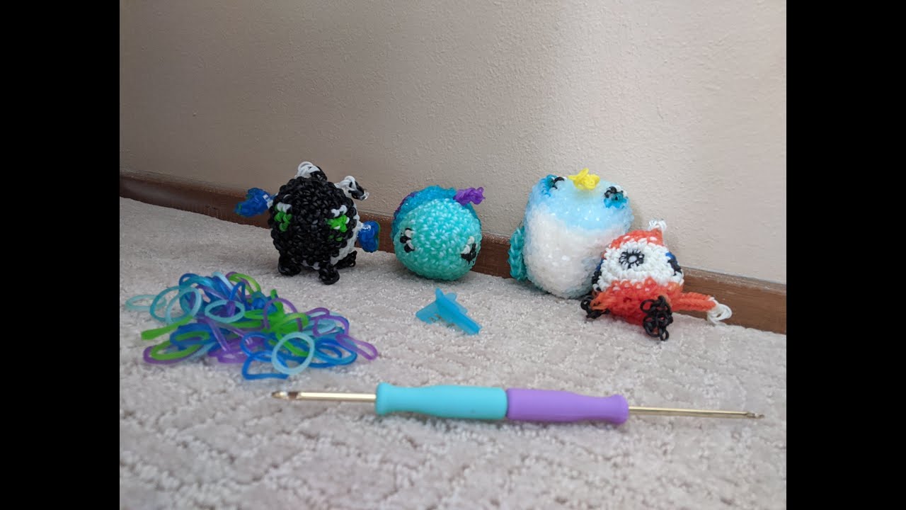 How to use Rainbow loom Loomiloom - YouTube