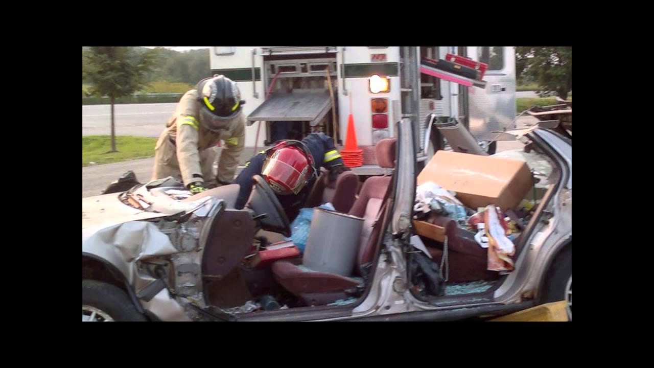 Middlebury Regional EMS / Heavy Rescue - YouTube