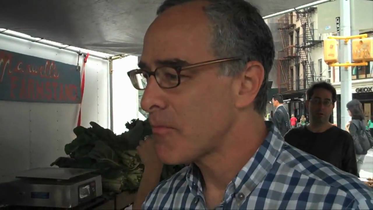 Chef Peter Hoffman Visits the Green Market in Union Square - YouTube