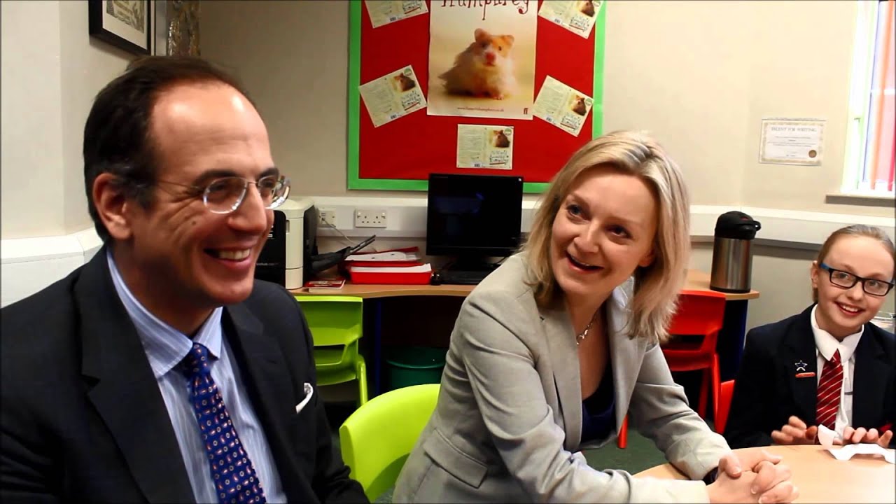 Education Minister Liz Truss visits Cedar Road primary school - YouTube